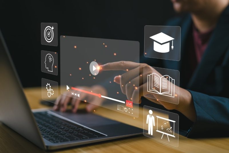 Developing Interactive Online Courses: Tools And Techniques For Success